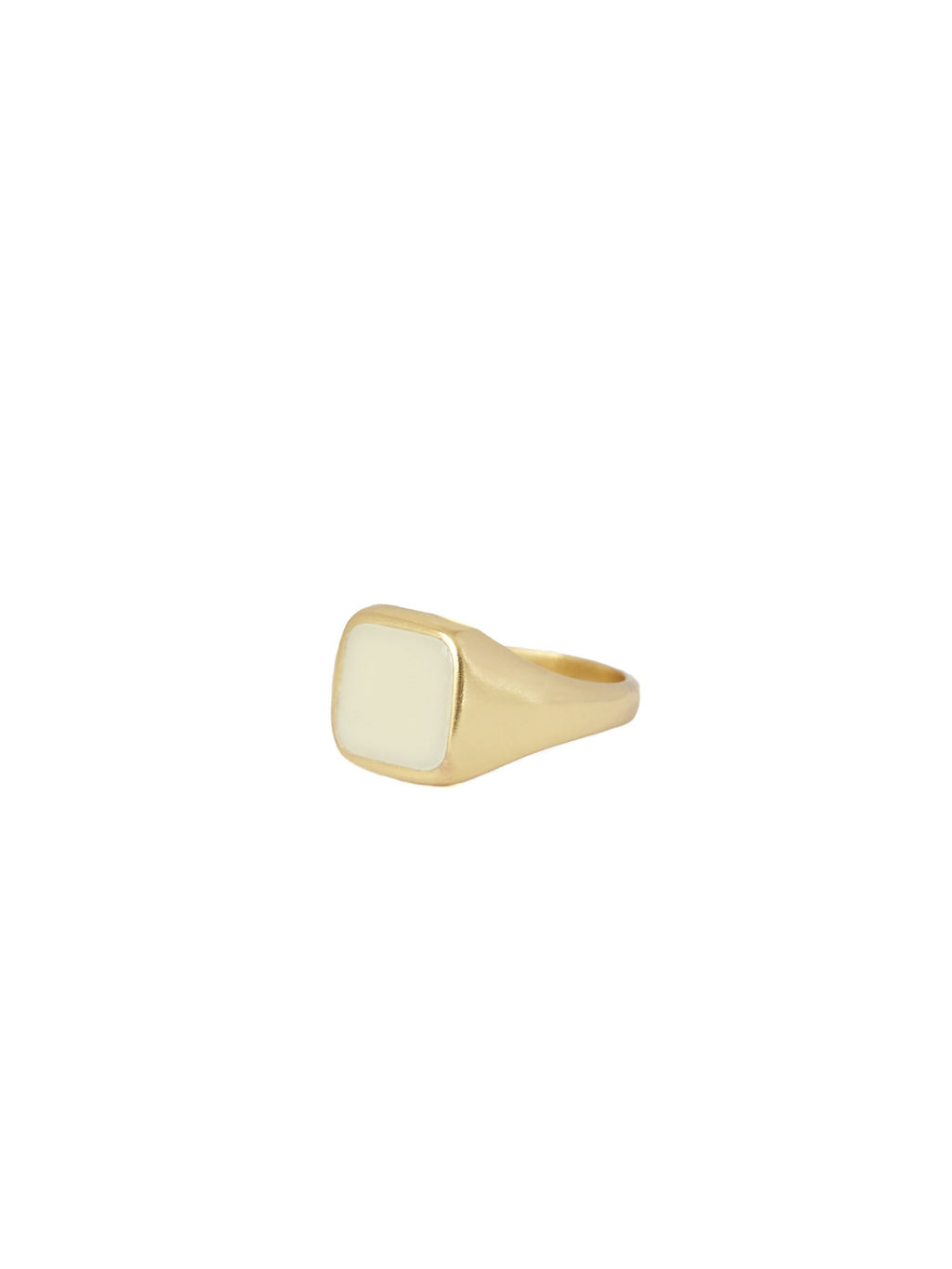 Signet Square Resin Creme Ring Gold – MIMI ET TOI